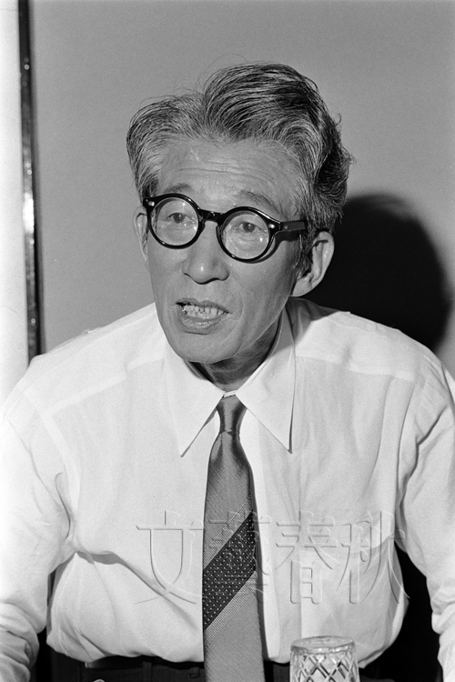 常に真剣勝負で歌い続けた東海林太郎 文春写真館 文藝春秋books